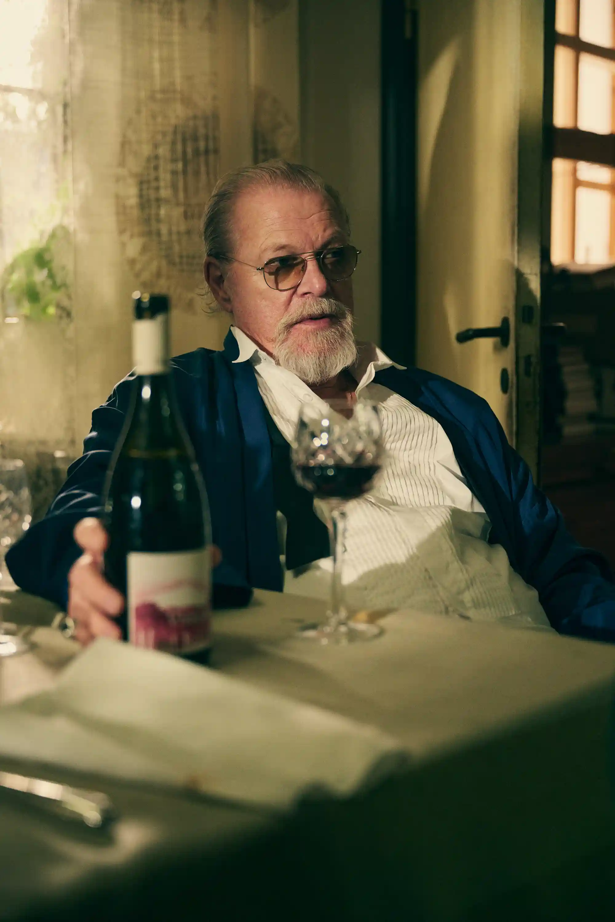 An Honest Life - Peter Andersson as Charles | Moviefone