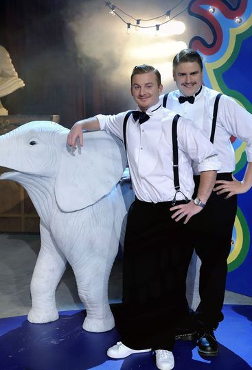 Herre på täppan (2009) - TV Show | Moviefone