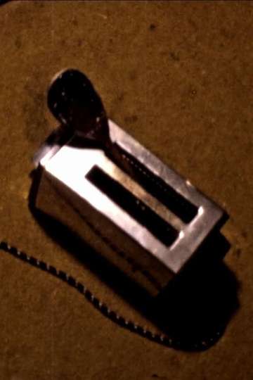 Spärlich gelungener Wurf mit bösem Löffel - Movie | Moviefone